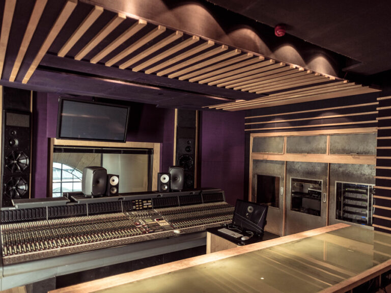 Metropolis Studios Upgrades To Prism Sound Dream ADA-128 Audio ...